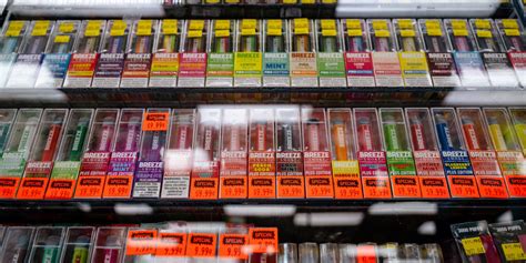Trump Pressures Fda Commissioner To Approve Flavored Vapes Wsj