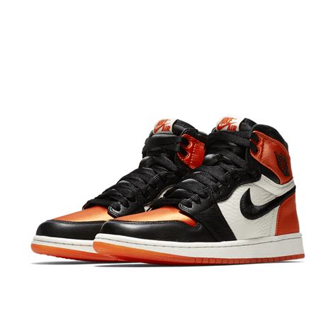 Fecha De Lanzamiento De Las Air Jordan 1 Satin Shattered Backboard Para Mujer Nike Snkrs