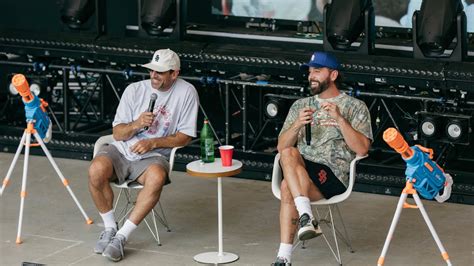 Aaron Rodgers On Podcast Talks Private Life Bears Legacy And More