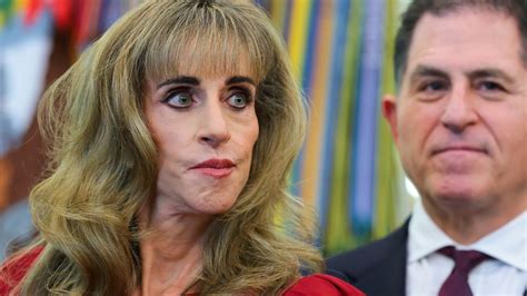 Dell Ceos Wife Susan Goes Viral After Appearance With Donald Trump In