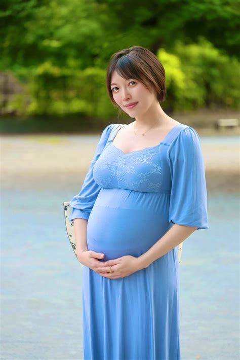 肚子愈來愈明顯⋯峰玲子宣布懷孕！-八卦-AVNo.1-PLAYNO.1玩樂達人