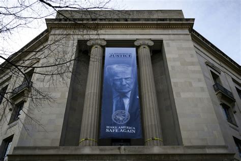 Irs Will Not Pursue Trump For Back Taxes Under Settlement Agreement