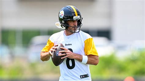 Steelers GM Announces Update On Aaron Rodgers Arthur Smith Amid
