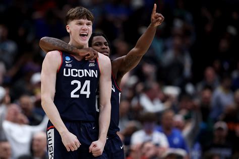 Mull It Over Is Uconns Escape The Ultimate Mens March Miracle