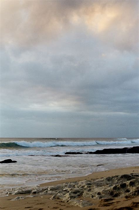 Wallpaper Waves Crashing On A Beach Wallpaper Indotim Net