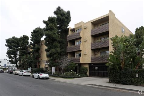 740 S Cochran 740 S Cochran Ave Los Angeles Ca
