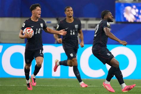 Turkey Beats Us 3 2 With Last Gasp Goal As Americans Look Ahead To