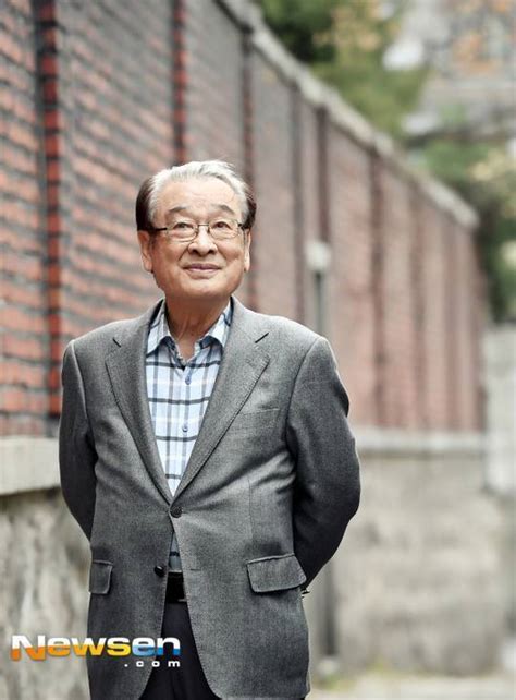 최불암 나문희 하정우 신민아 근조화환 보냈다…故 이순재 마지막 배웅