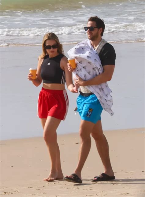 Margot Robbie Husband Meet Tom Ackerley