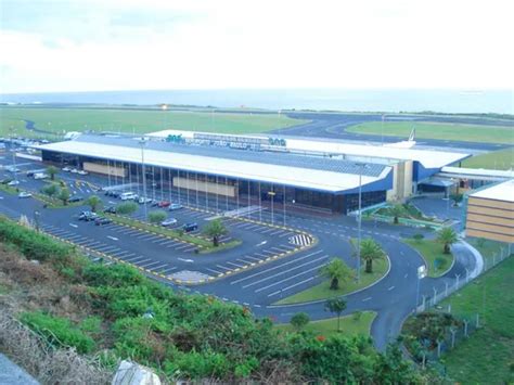 Close Shave At Ponta Delgada Airport The Portugal News