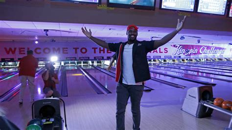Arizona Cardinals Host Annual Kingpin Challenge