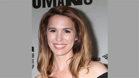 Christy Carlson Romano Says Mandy Moore Was A ‘mean Girl At A Party