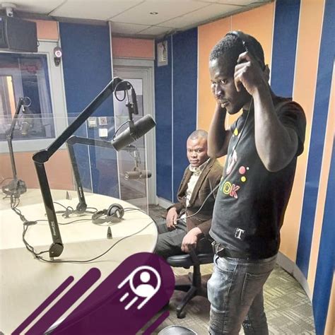 Hakuna Driver Anonzwira Motor Isiri Yake Tsitsi 👂👂👂 Simblo Man