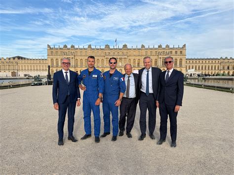 Thomas Pesquet Et Arnaud Prost Dans Lespace En 2027