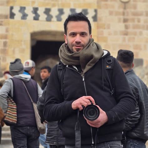 Ahmad Hanifa تطبيق موني غرام يعاود العمل في سوريا أصبح Facebook