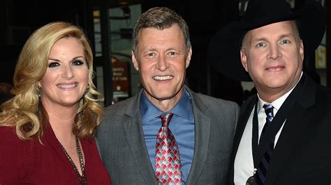 Trisha Yearwood Gives Emotional Grand Ole Opry Tribute To Bill Cody