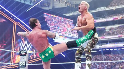 Did Cm Punk Poop In The Ring At Wwe Summerslam Viral Image Sparks