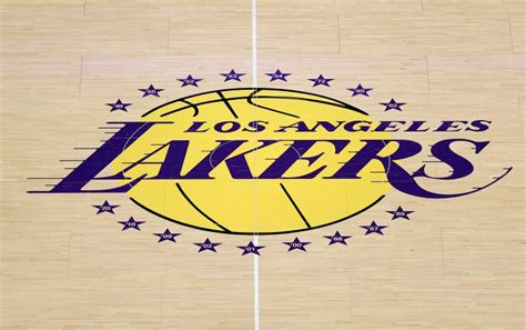 Polarizing Former Los Angeles Lakers Star Is Still A Free Agent