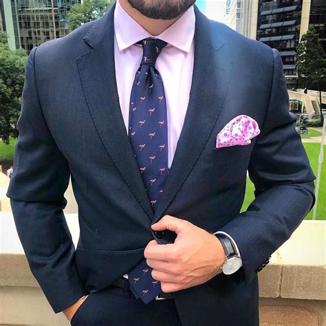 40 Navy Suit Color Combinations With Shirt And Tie 2026