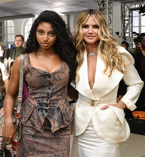 Heidi Klums Daughter Lou Makes Paris Fashion Week Debut