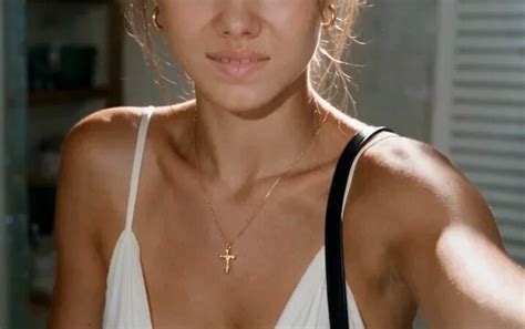 Sandra Orlow Yandex Video Aramada çevrimiçi Izle
