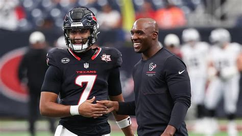 Texans Updated Depth Chart For Week 1 After Latest Roster Cuts Yahoo