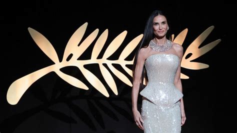 Demi Moore Deslumbra En Festival De Cannes 2026 Con Dos Impactantes