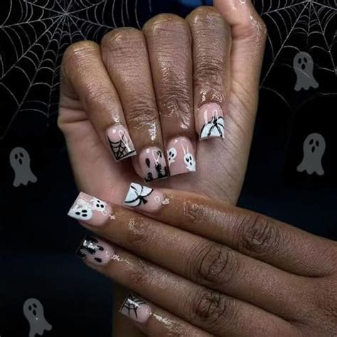 Halloween Press On Nails Short Square Black Spider Web Cute