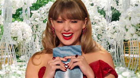 See Taylor Swifts Wedding Invitation Shared By Travis Kelces Friend