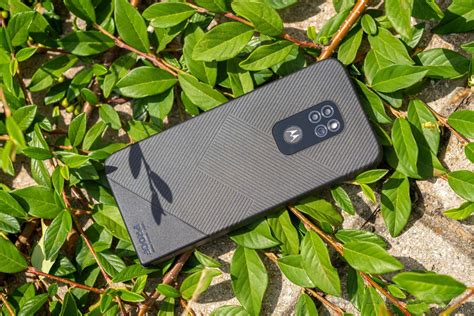 Motorola Defy 2021 Review Tests