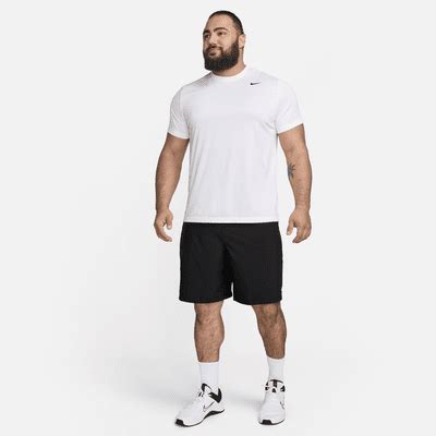 Nike Form Dri FIT 23 cm es bélés nélküli sokoldalú férfi rövidnadrág