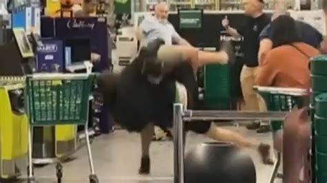 Shopper Bodyslams Man In Woolworths Self Checkout After Four People Are