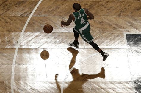 Inspired Isaiah Thomas Scores 42 In Boston Celtics Win