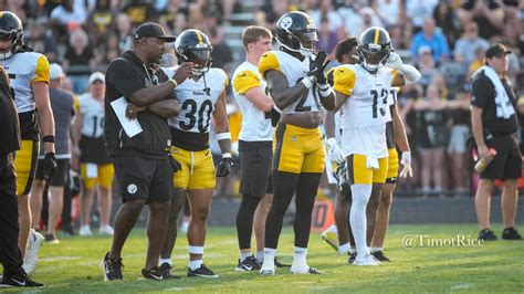 Steelers Cant Have Any Semblance Of A Run Share When Rico Dowdle