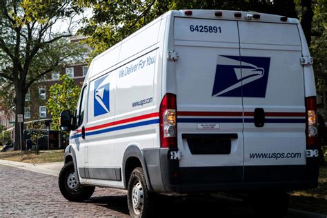 Are Banks Post Offices Closed On Columbus Day Do You Get The Day Off