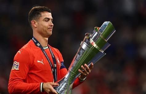 ⚽ 호날두 2027년까지 사우디 잔류 전설은 계속된다 네이버 블로그