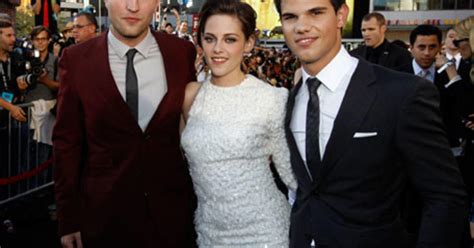 Breaking Dawn Movie Release Date Set For Nov 18 2011 Cbs News
