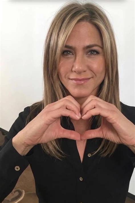 Jennifer Aniston On X Am 57 And Still Look Hot 🔥 Am I To Old To Find
