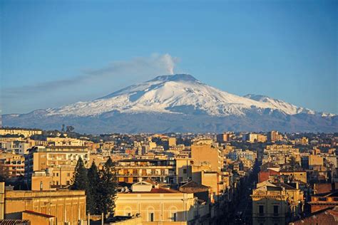 De Etna Schuift Naar Zee De Standaard