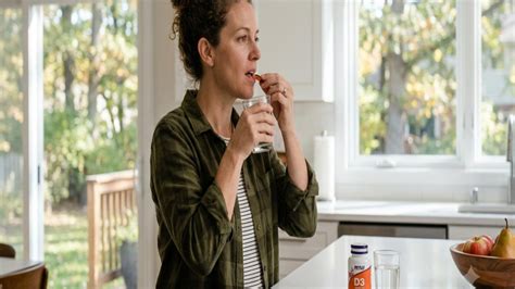 Taking Vitamin D The Mistake Almost Everyone Makes When Supplementing