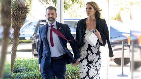 Putin Linked Russian Oligarch Funded For Trump Jrs Wedding Report