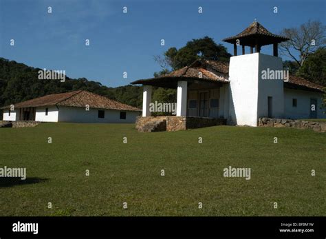 Slave Cage Hi Res Stock Photography And Images Alamy