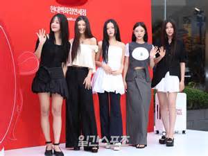 뉴진스 5인 전원 어도어 복귀… “전원 복귀 진짜냐” 네티즌 응원 물결 [왓is]