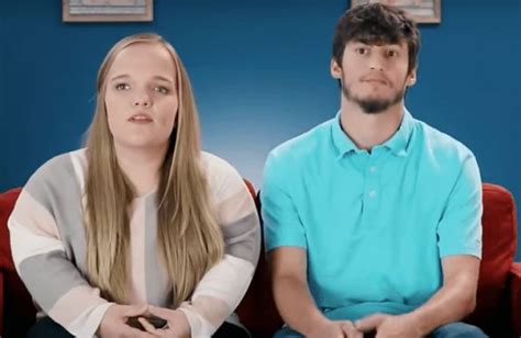 7 Little Johnstons” Stars Elizabeth Johnston And Brice Bolden Announce