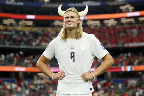 “from Goat To Hen” Internet Reacts After Erling Haaland Cuts His Long