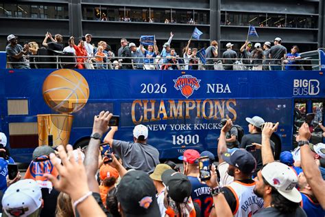 Best Viral Moments From New York Knicks Nba Championship Parade