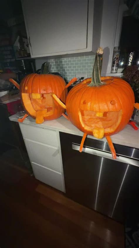 Pumpkin Carving Ideas For A Spooky Halloween Decoration Tiktok