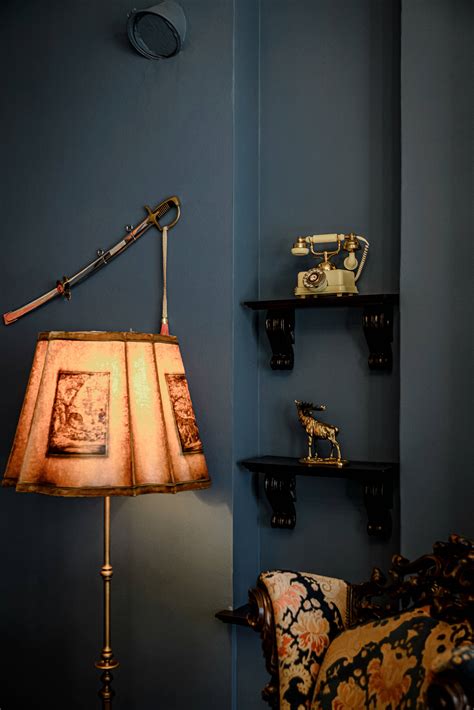 What Is The Vintage Vignette Trend Dengarden