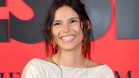 Obsession Star Inde Navarrette Is A Proudly Out Bisexual Actor Go