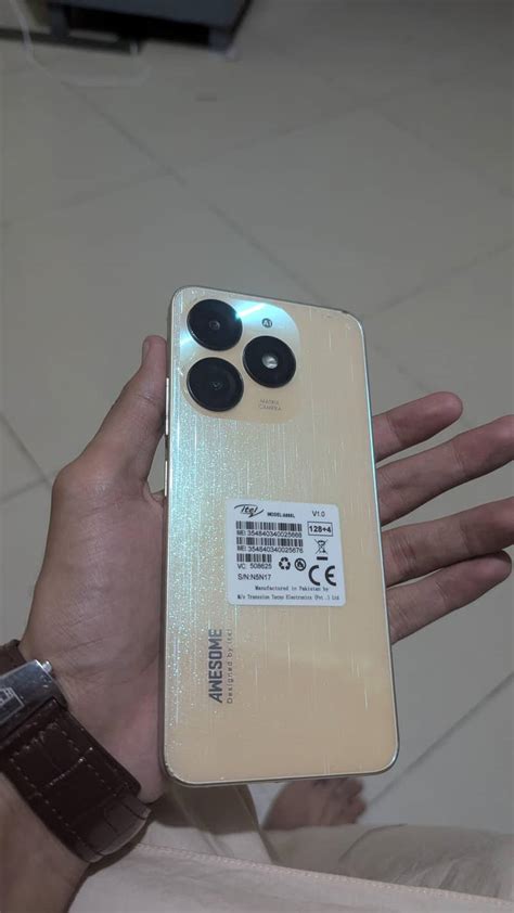 Mobile Selling Mobile Phones